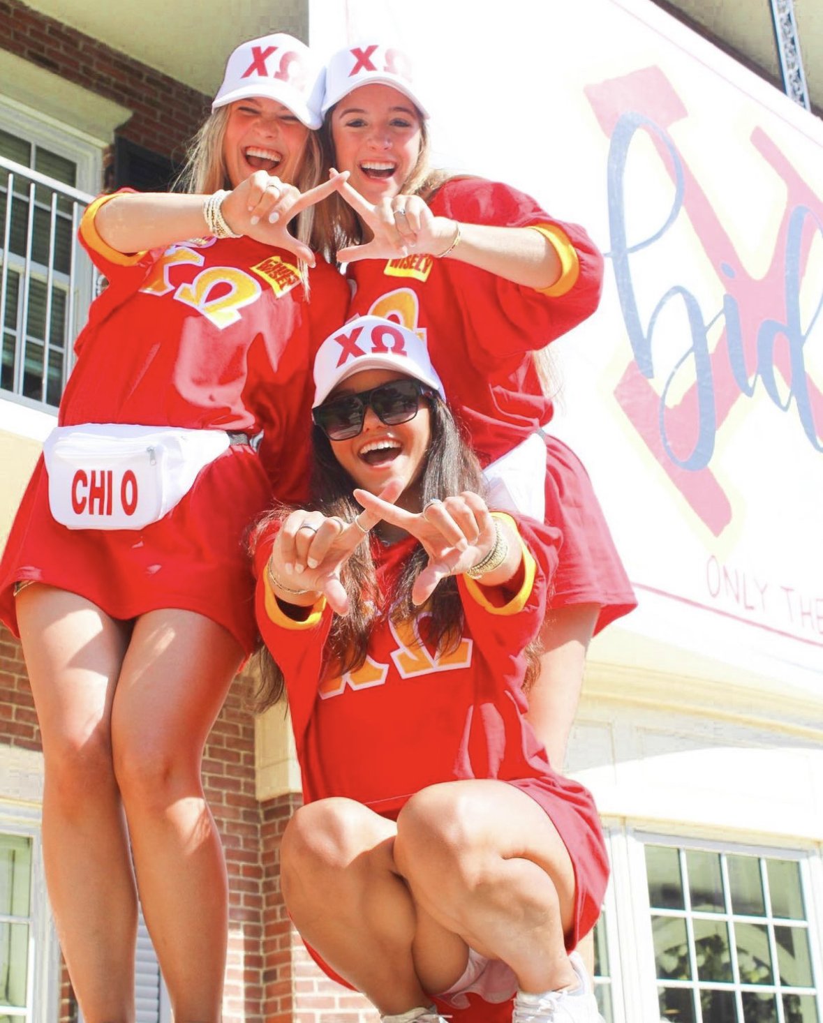 ABOUT — chiomeganubeta