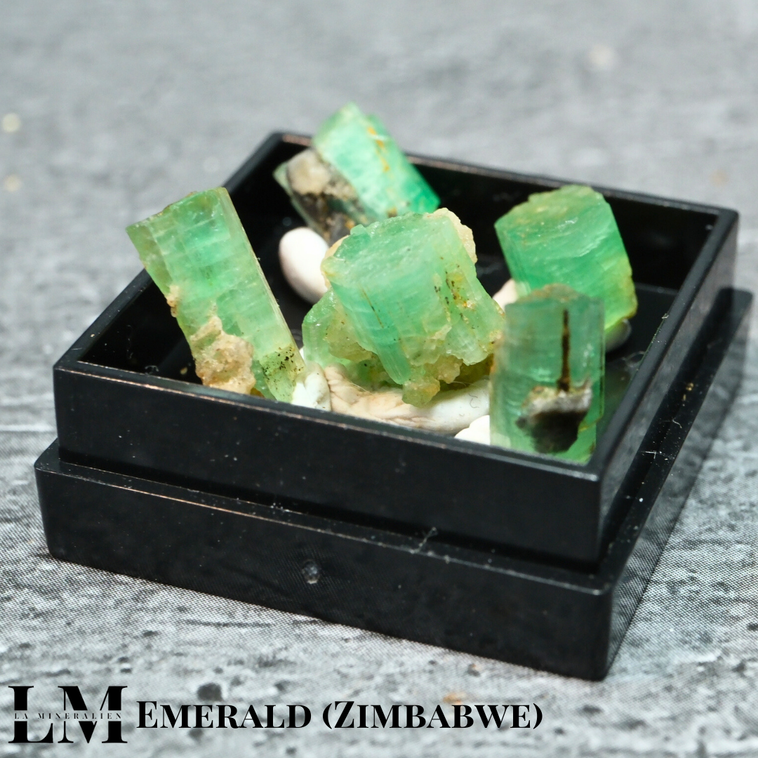 Raw Emerald (Zimbabwe) — La Mineralien