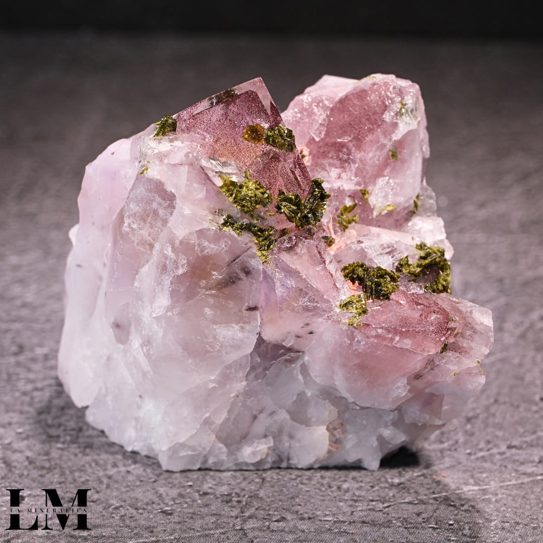 Epidote & Lepidocrocite Quartz Specimens (Meigu, Liangshan Yi, Sichuan ...