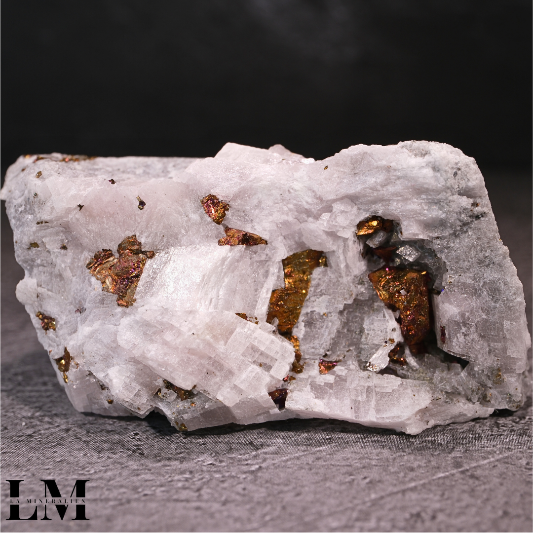 Iridescent Blue Fluorite (Pakistan) — La Mineralien