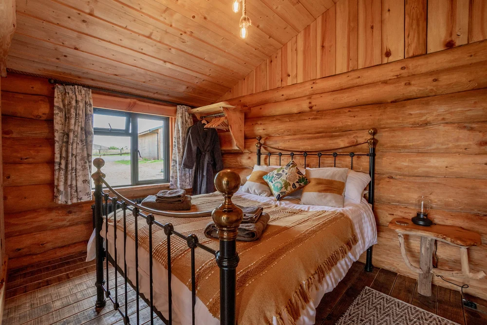 Willow Cabin — TedstoneLogCabins