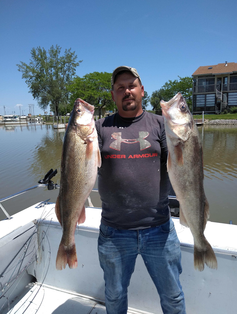 Guided Fishing Charters & Experienced Fishing Charter Captain Lakeside ...