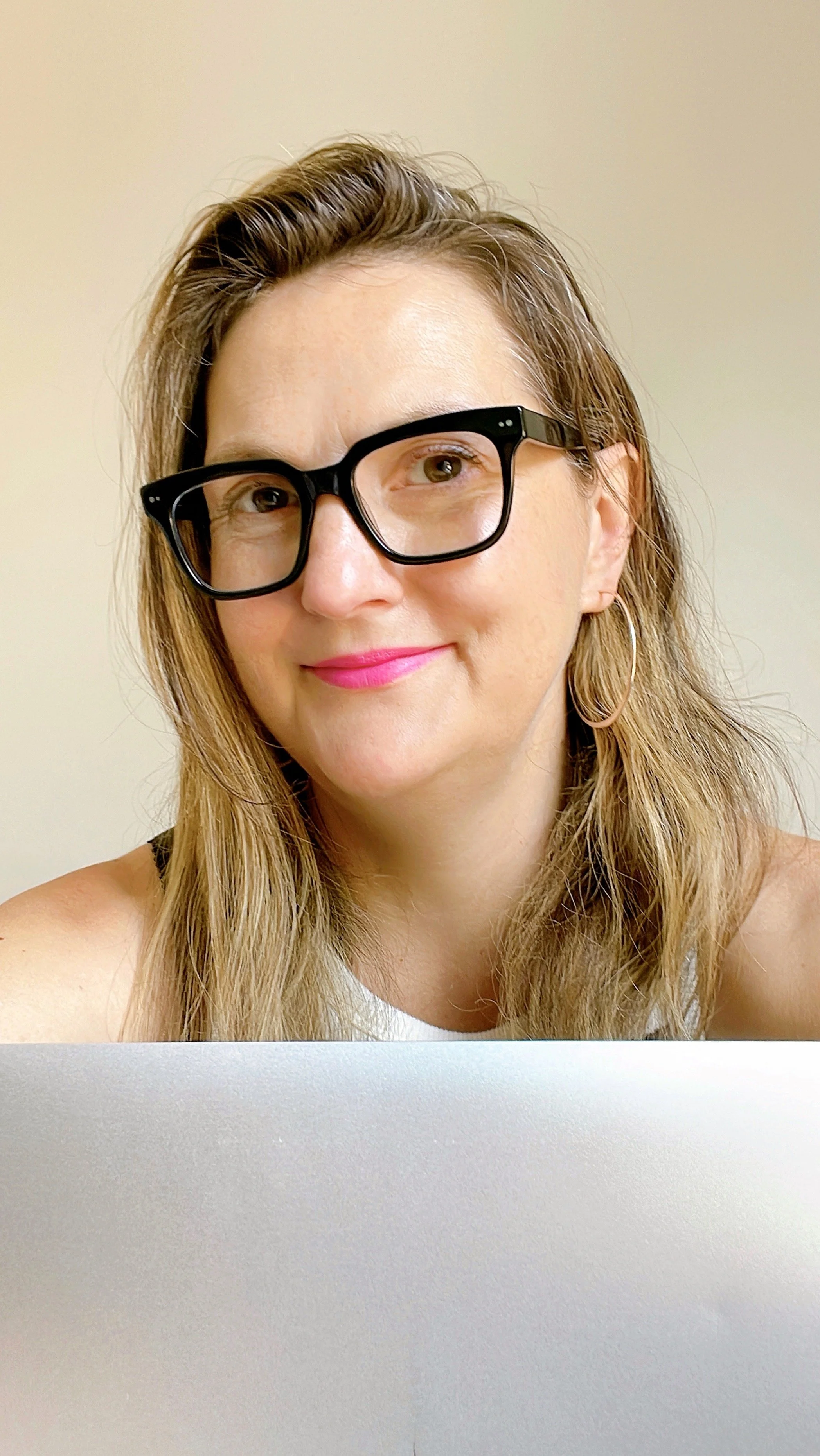 Tuk Hansen - We're Creative Marketing Assistants in Guelph