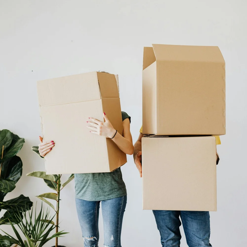 A Couples Therapist Explains Why Moving Is So Stressful