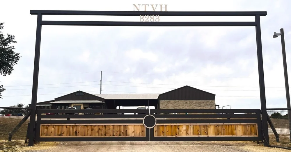 Benefits of Installing an Automatic Gate on Your Property — Bob Davis ...