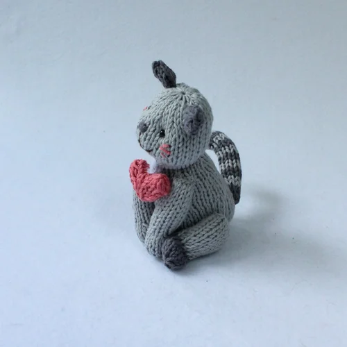 Choo Choo Train, knitted train with animals and dolls knitting pattern ...