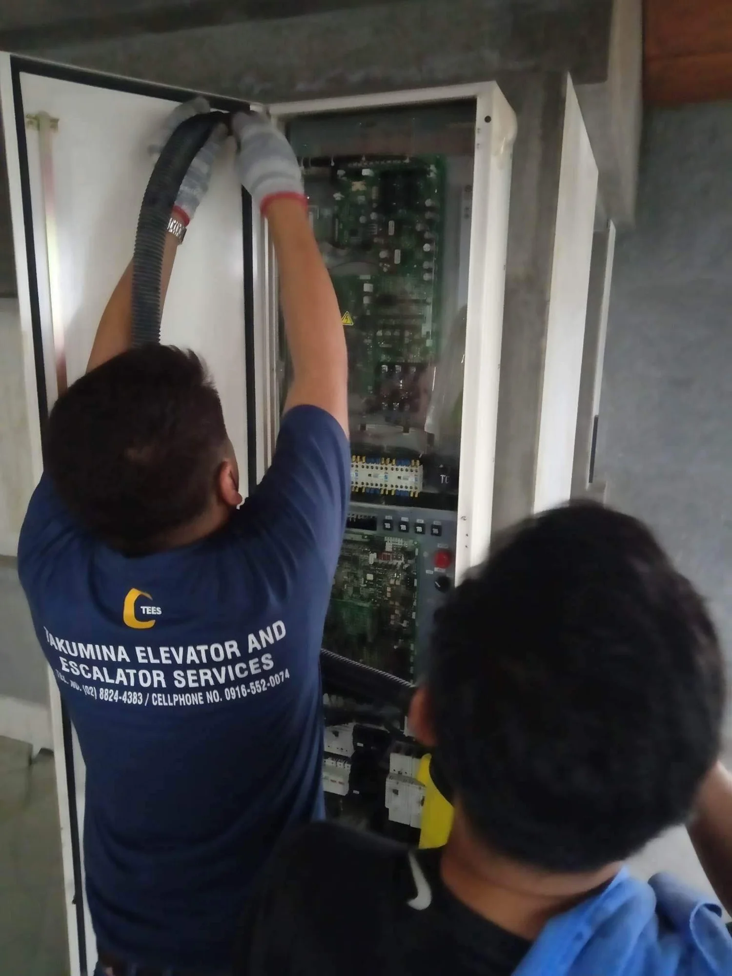 Elevator and Escalator Services — TAKUMINA