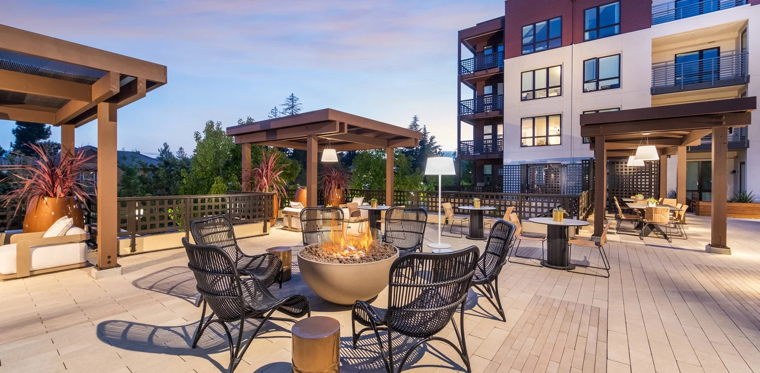 Commercial Development + Advisory — Sares Regis