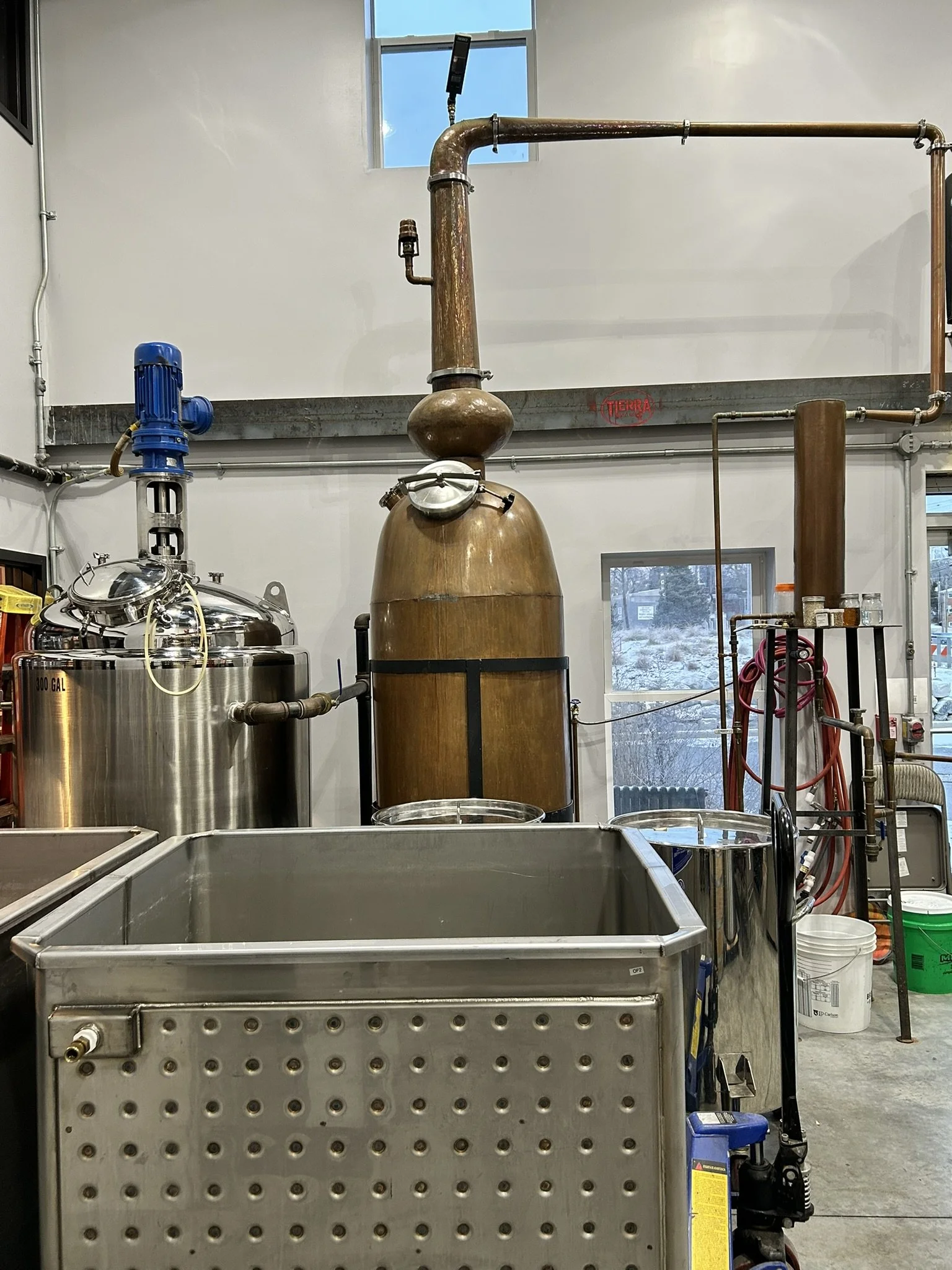 Tierra Distilling Co.