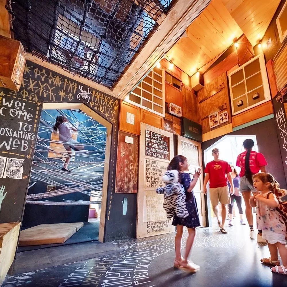 The Curious Life : A Creative Studio with Wes Bruce