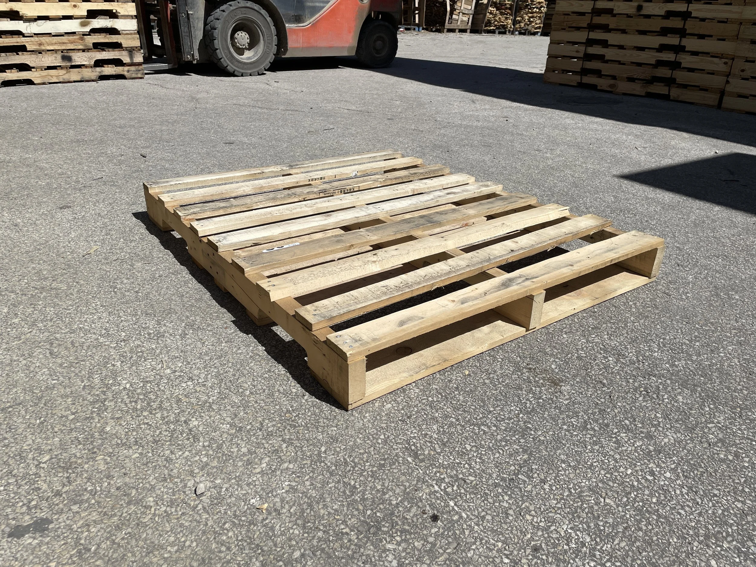 Dallas Used & Recycled Pallets For Sale — L&L Pallets