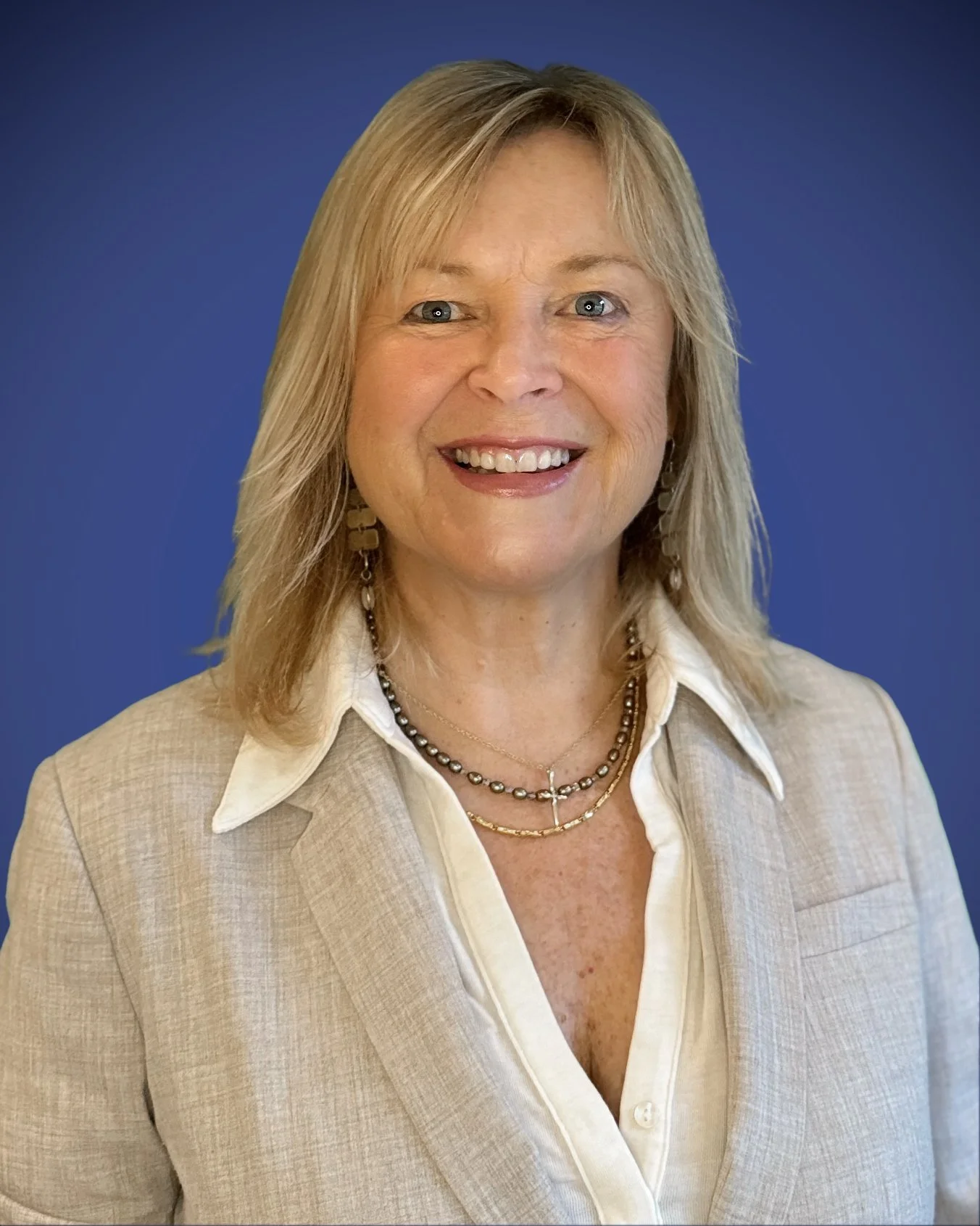 About Us — Strategics Consulting