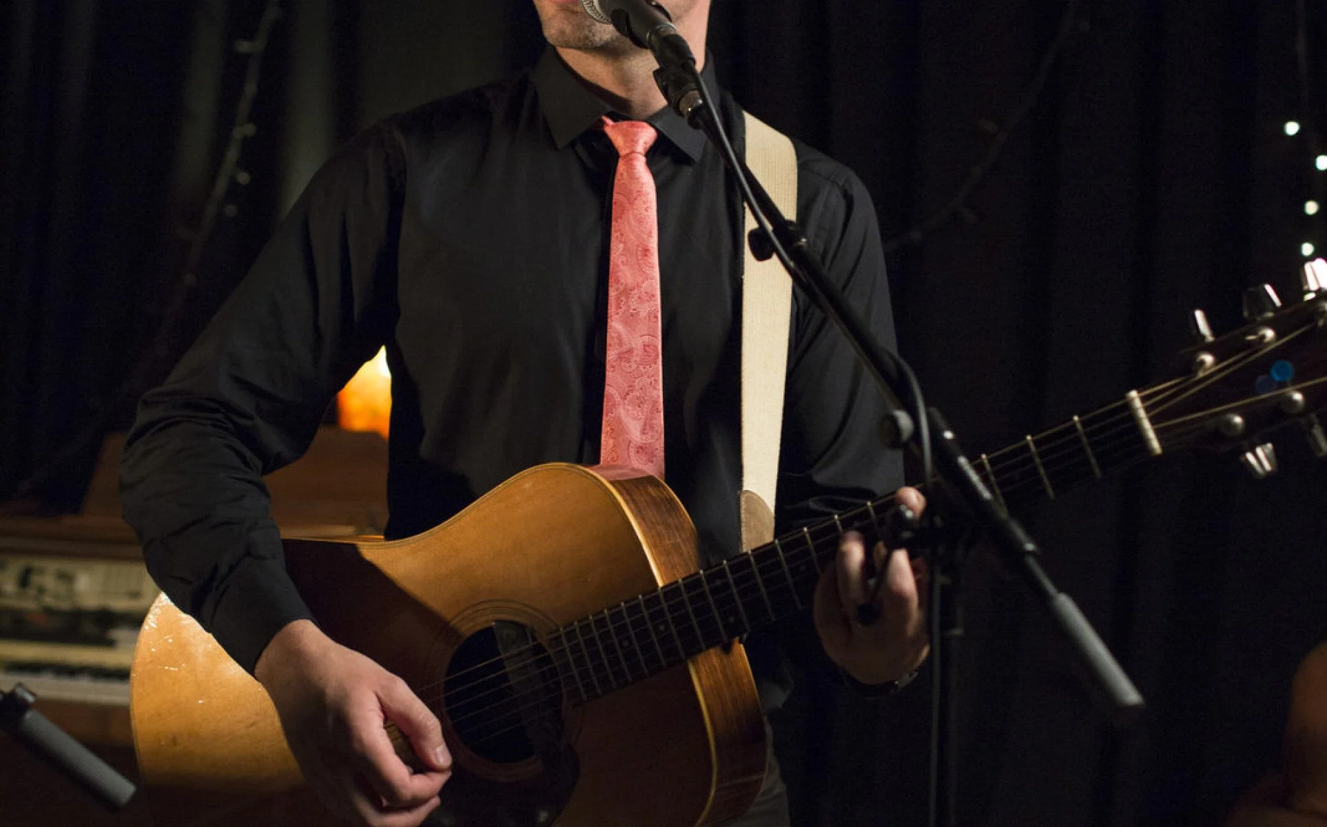 Goody 2 Shoes | Auckland Party Duo