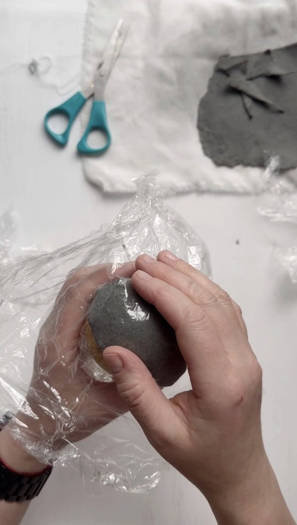 How to Make a Paper Pulp Form Using a Ball – Easy DIY for Sculptural or ...