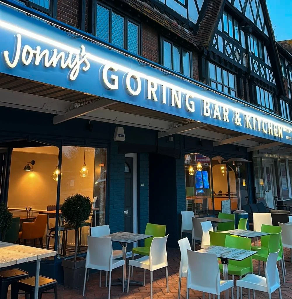 Reserve a table | Jonny's Goring | Jonny's Restaurant