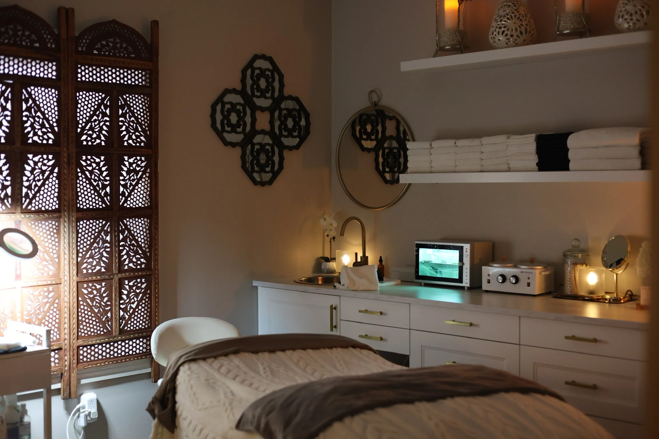 Pure Glow Skin Refinery