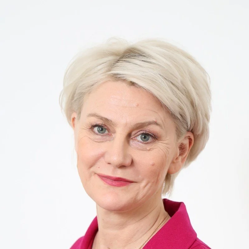 Team 1 — Media Genius