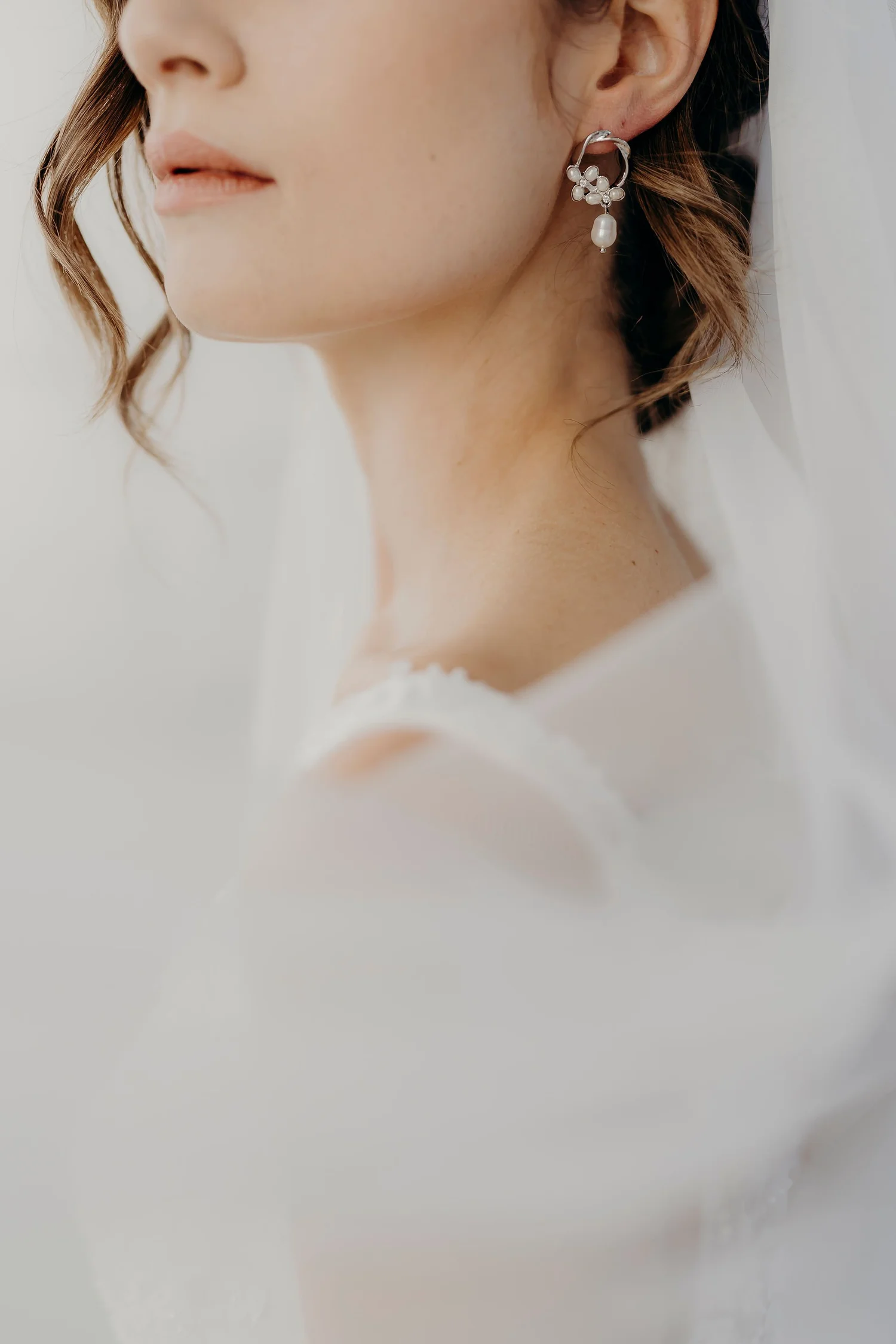 Valentina Gold Bridal Earrings — Bride + Winter