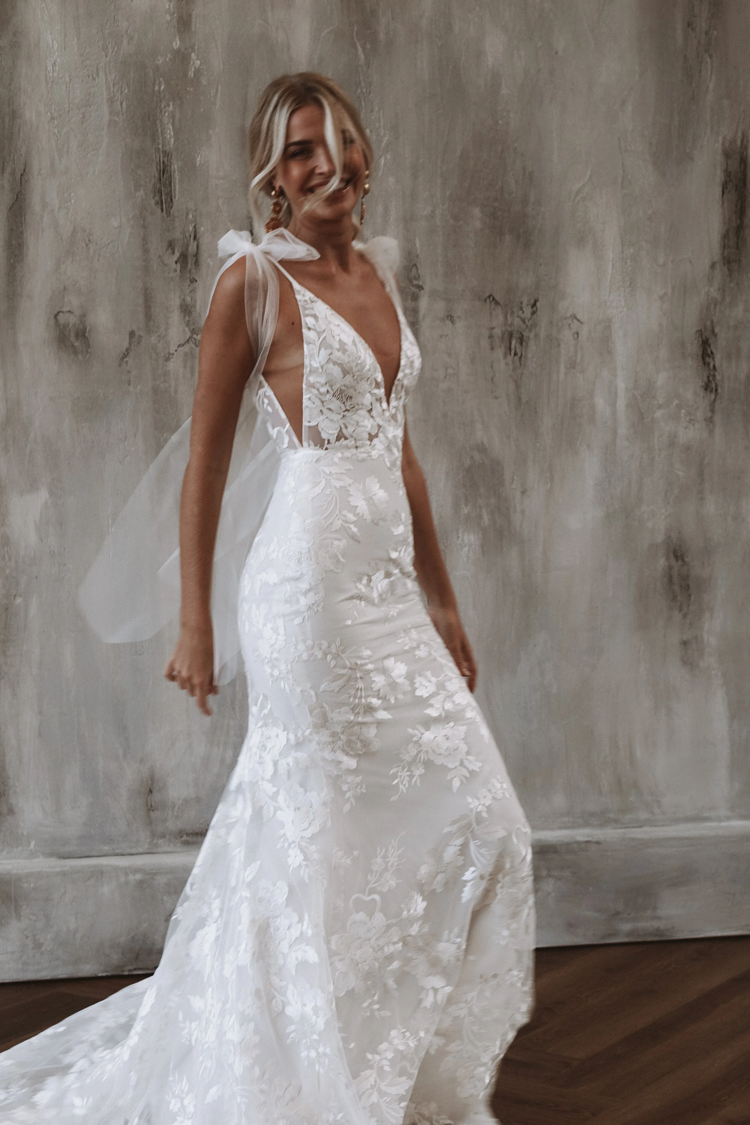 VIENNA | TANIA OLSEN — Bride + Winter