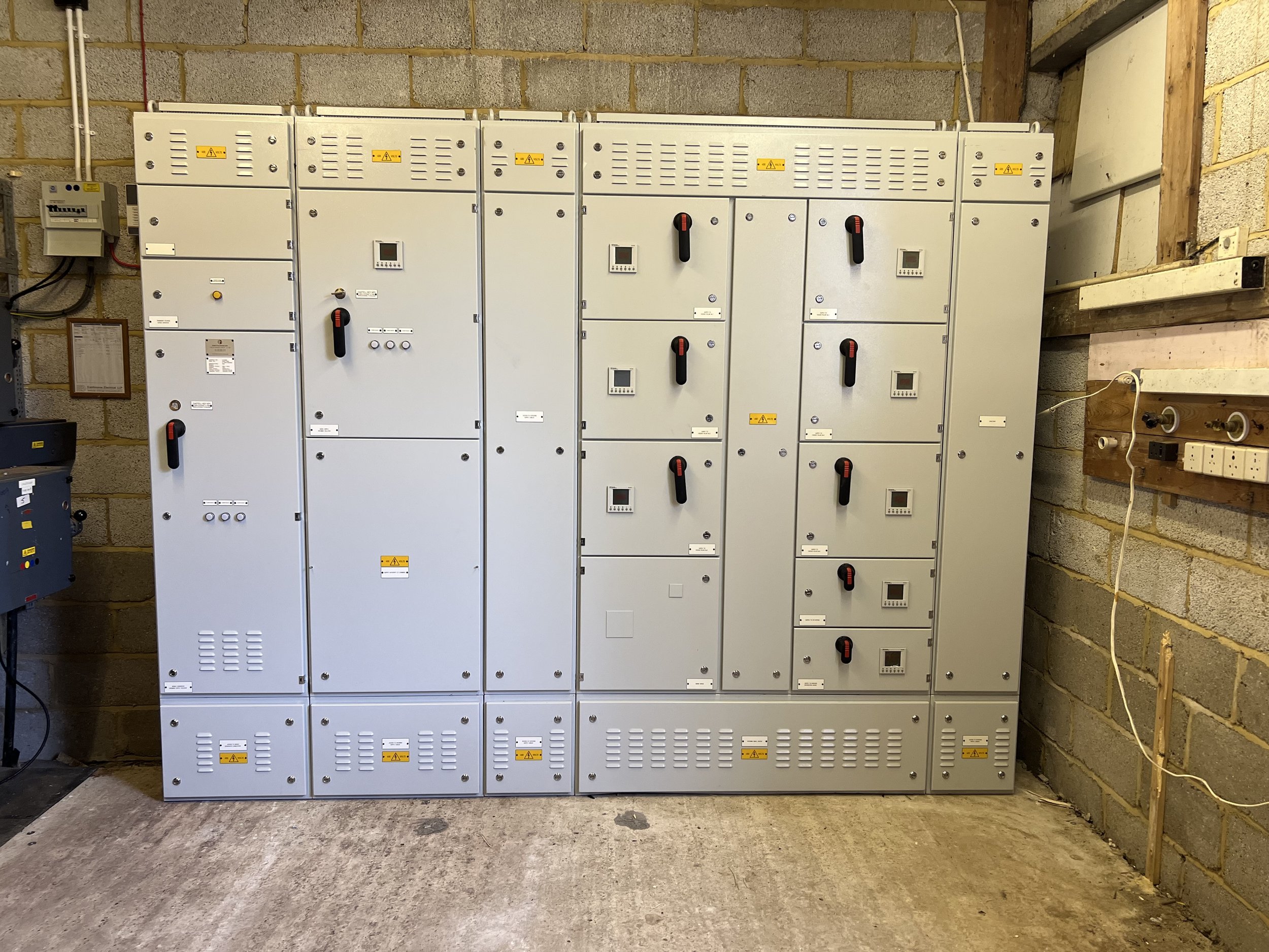 LV Switchgear — SWITCHGEAR TECHNOLOGY