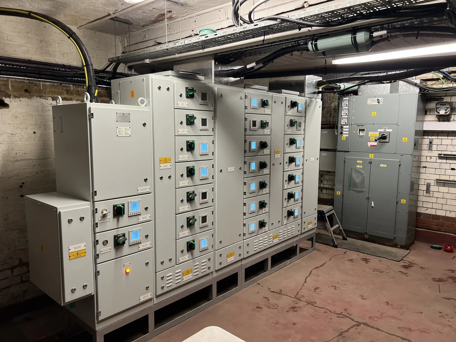LV Switchgear — SWITCHGEAR TECHNOLOGY