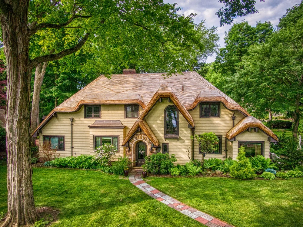Cedar Zook Style Roof | Huber & Associates