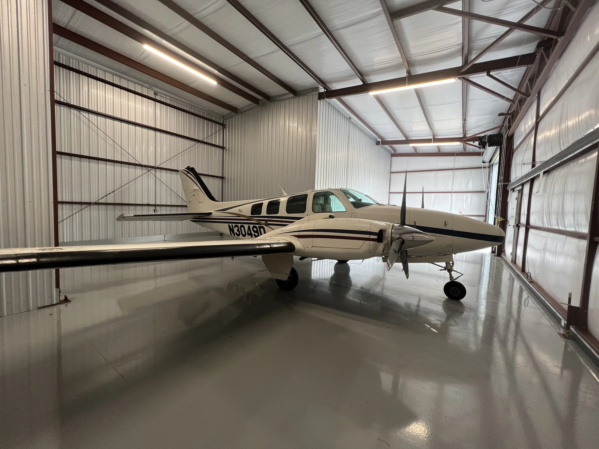 98 Beechcraft Baron 58 — Hartsfield National Aircraft