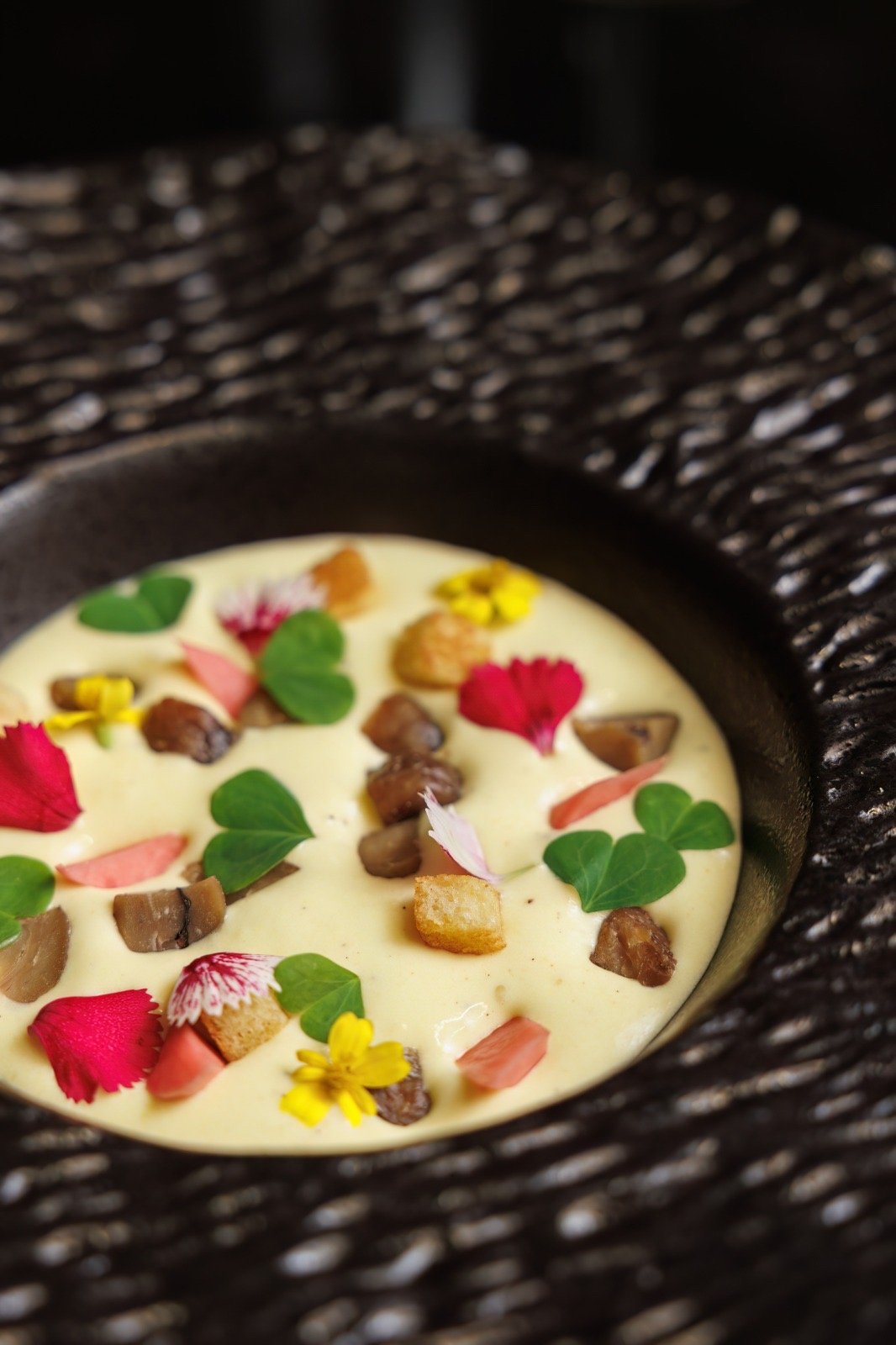 POTATO FOAM, SAFFRON, CHESTNUT, CROUTONS — Adrien Guenzi