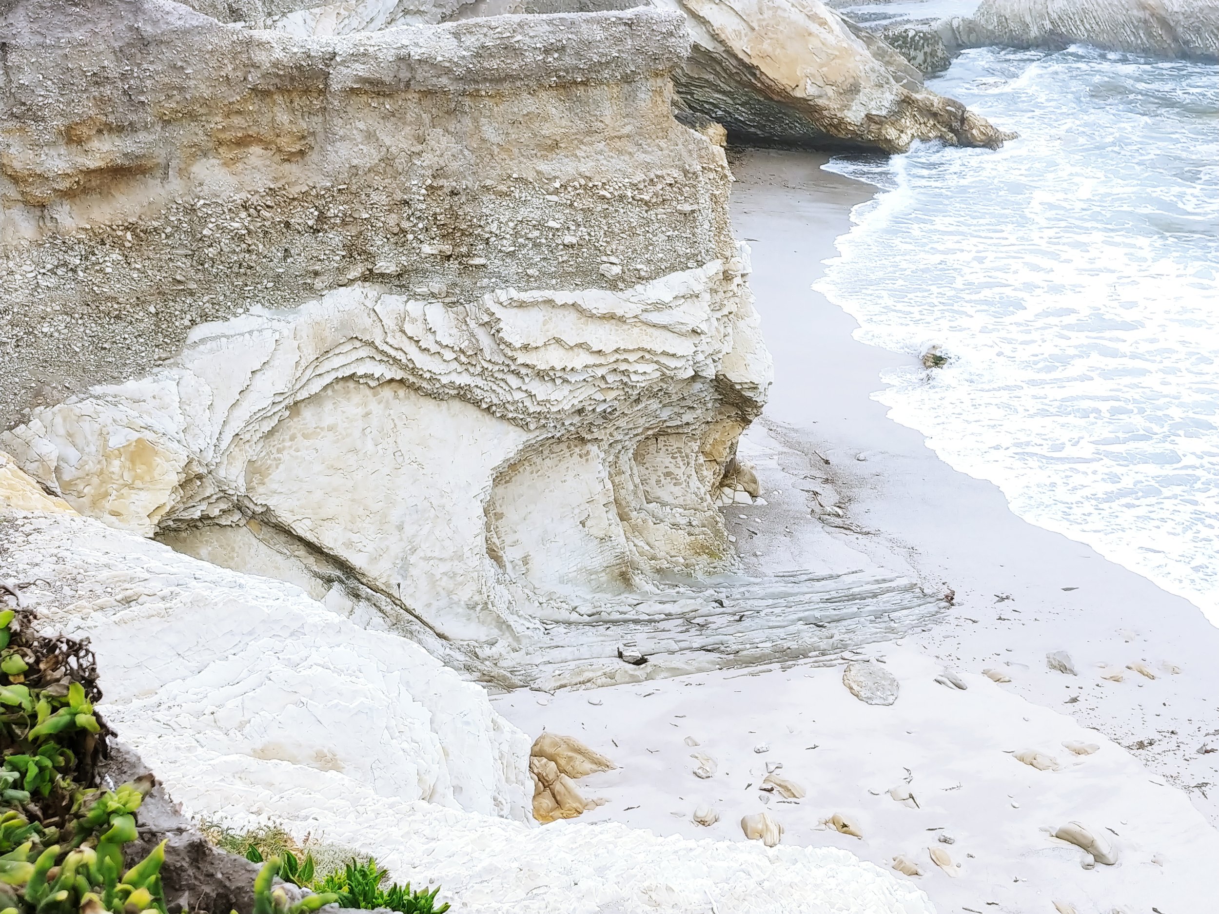 dr-matthew-w-henninger — borderlands therapy collaborative