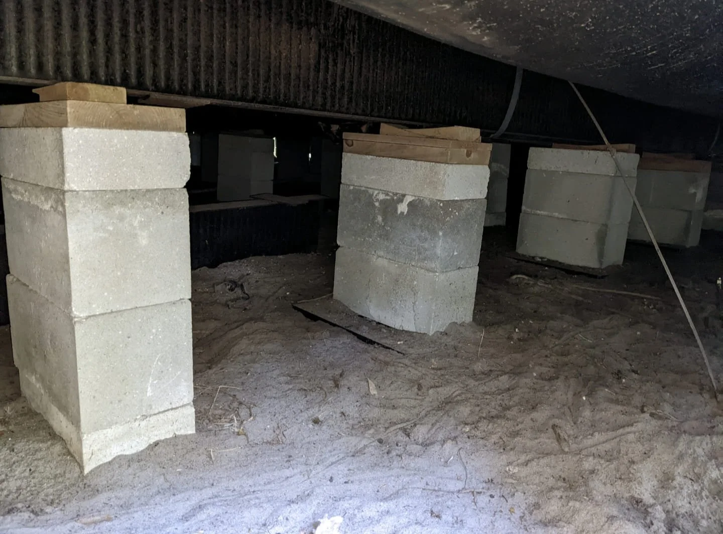 Tampa Mobile Home Leveling, Anchoring & Flooring Re-Level Contractors