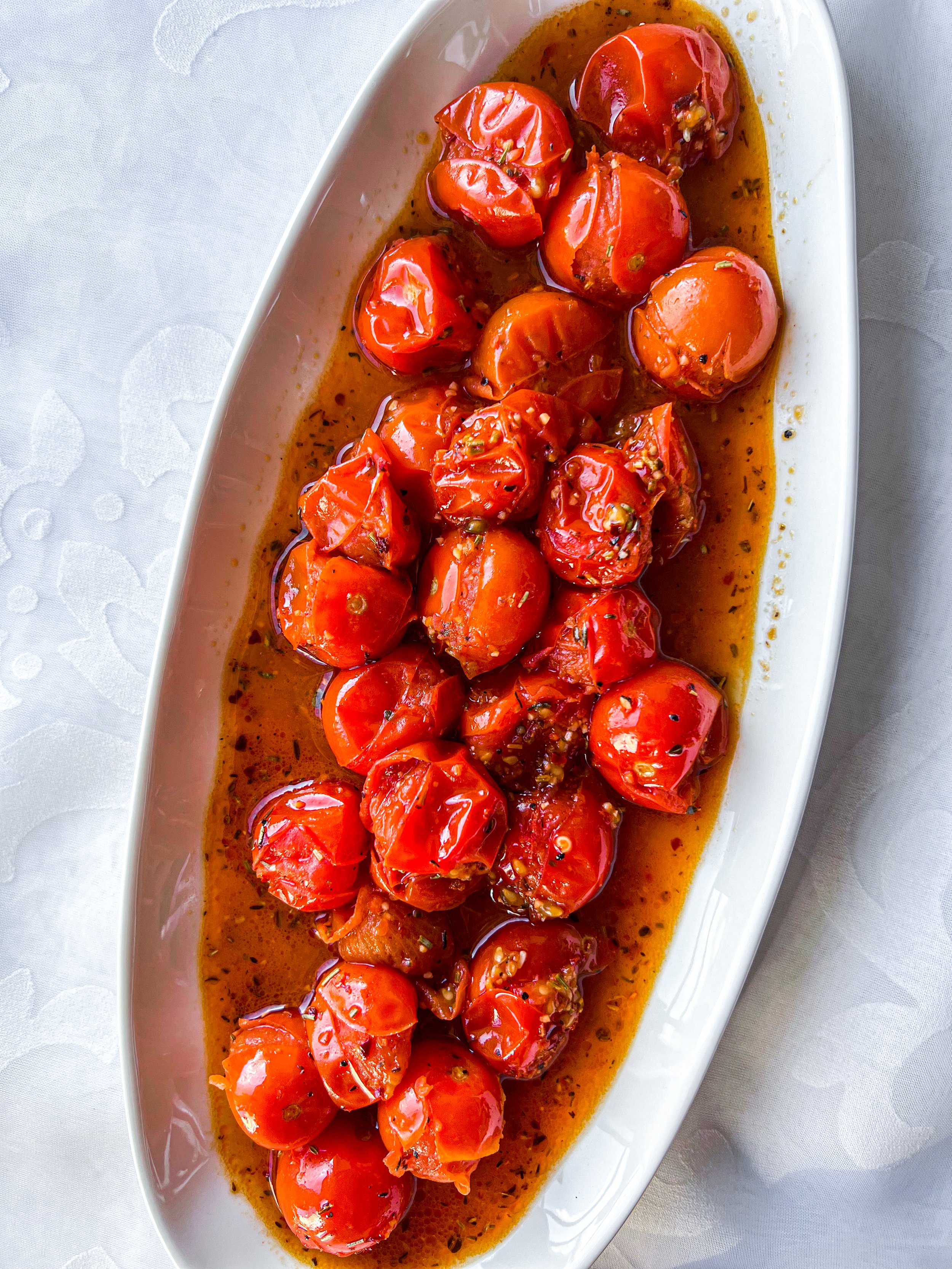 Tomates cherry al microondas — Saboreanda