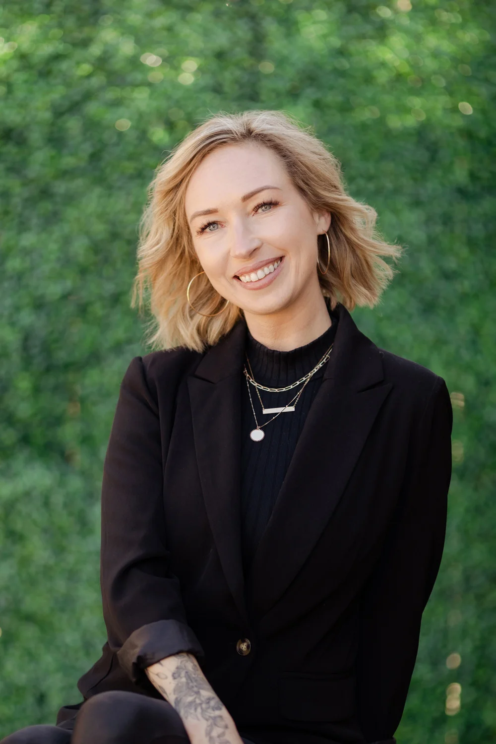 Meet — Salon Patine