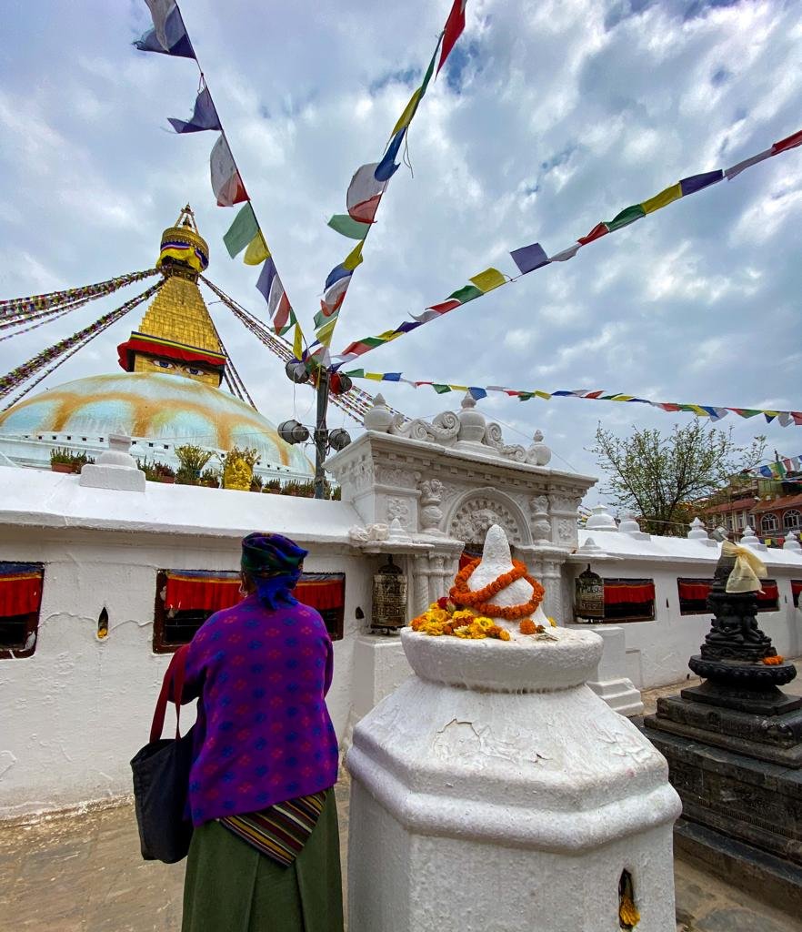 Hey Freeda — Boudha Stupa und die Magie des Kreises