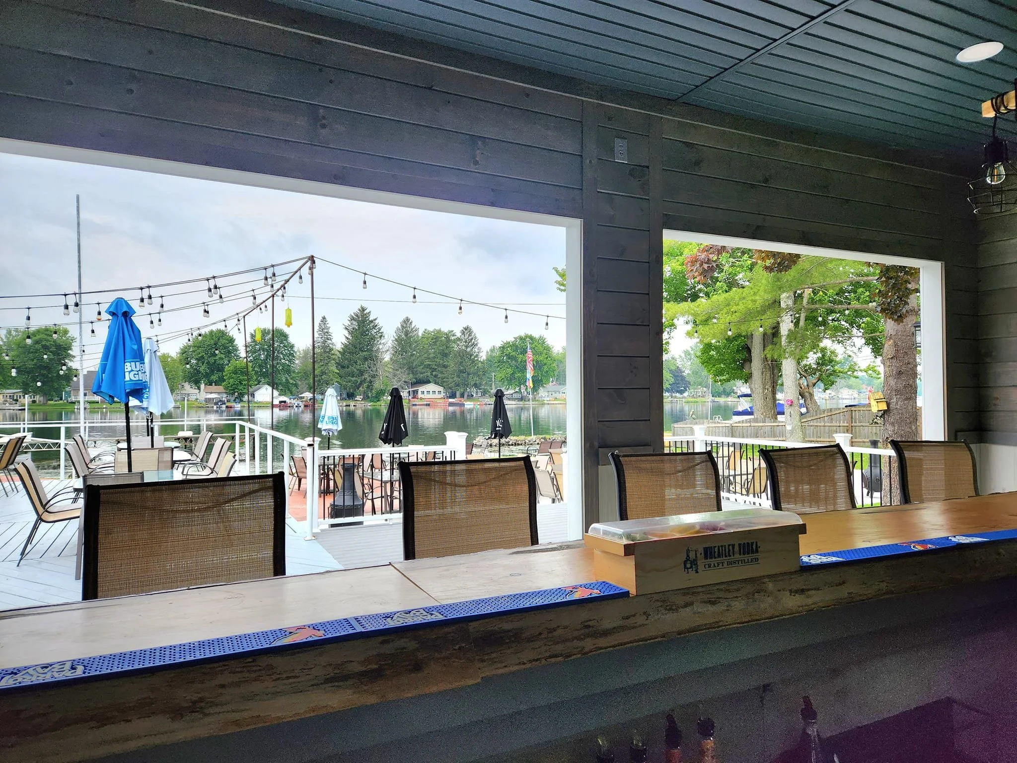 Wild Horse Bar & Grill