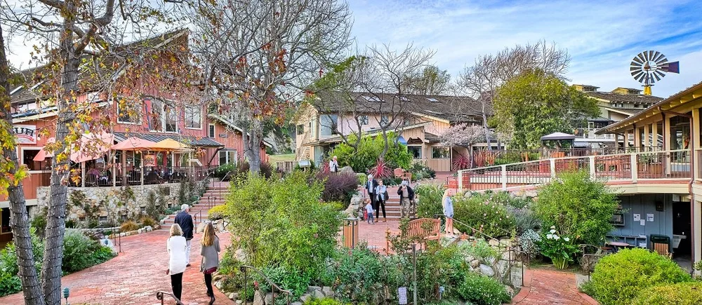 About — The Barnyard Shopping Village Carmel