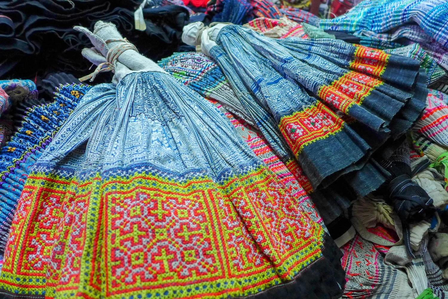 MARIGOLD - TEXTILES, ART AND ADVENTURE TOURS