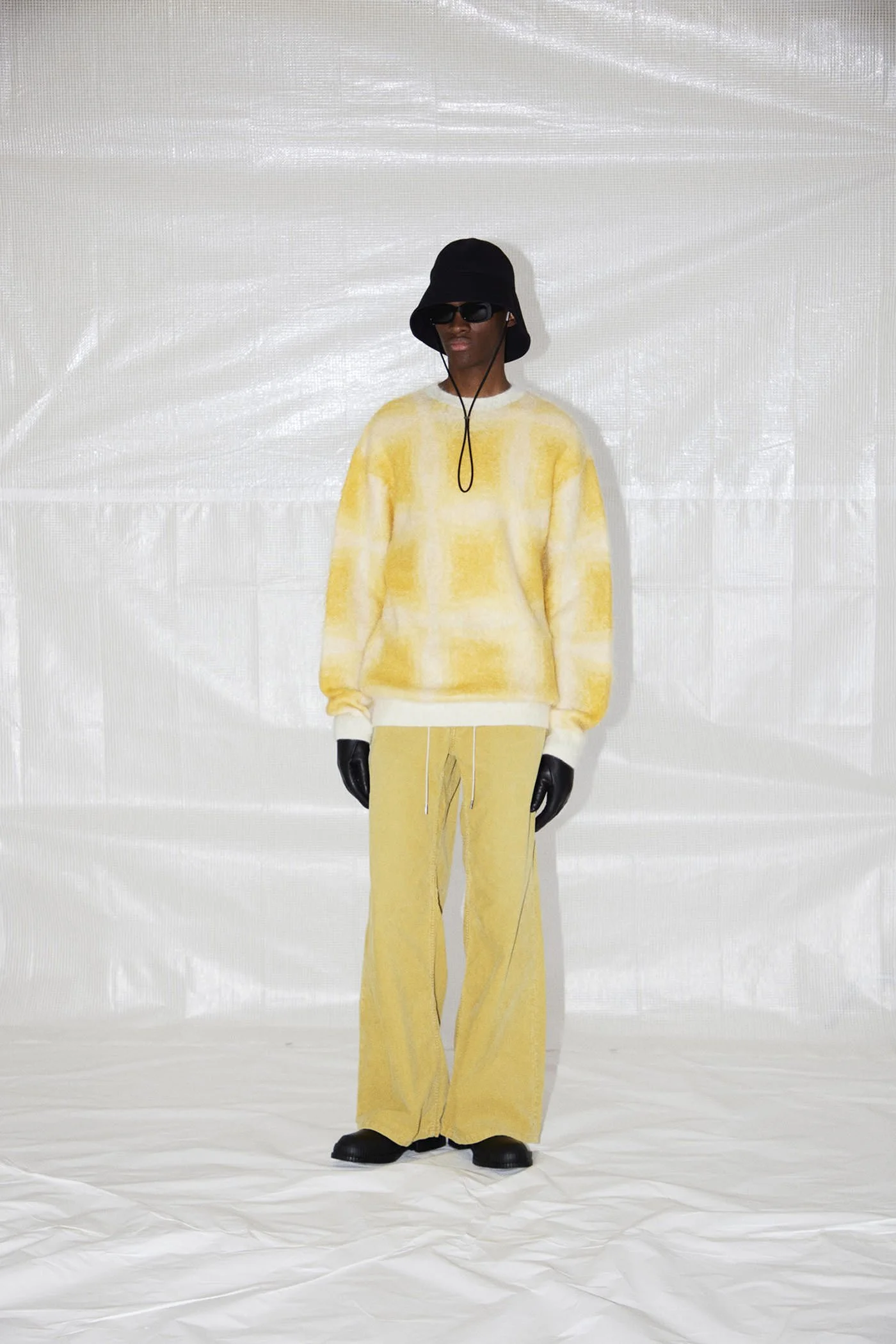 23FW COLLECTION — paratrait