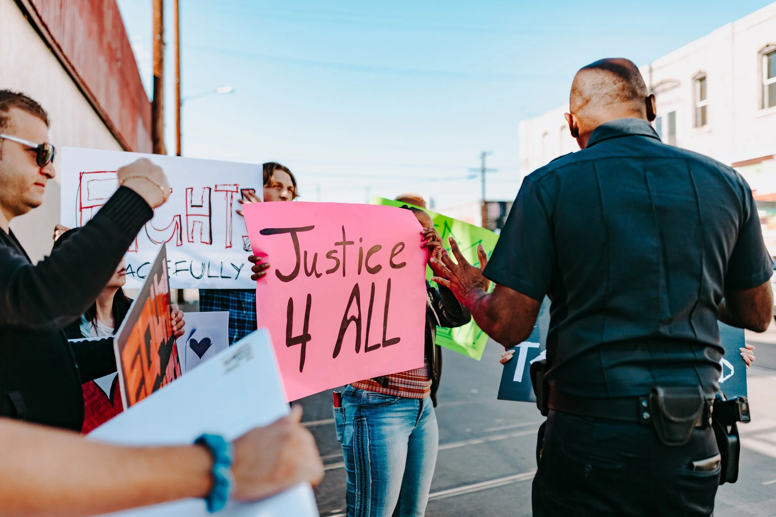 Spanish for Law Enforcement — Custom Spanish Courses