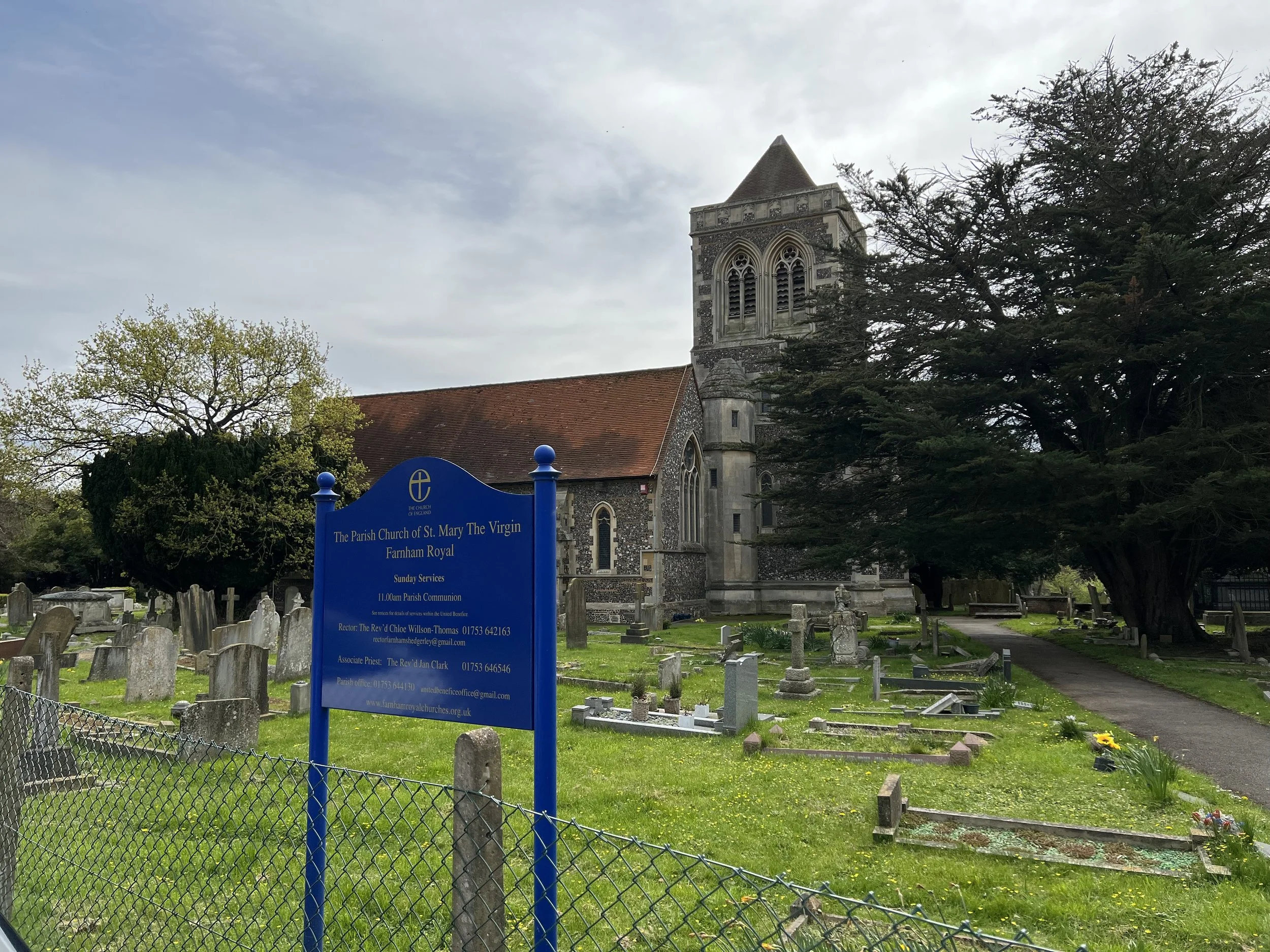 St Mary's Farnham Royal — Farnhams Churches