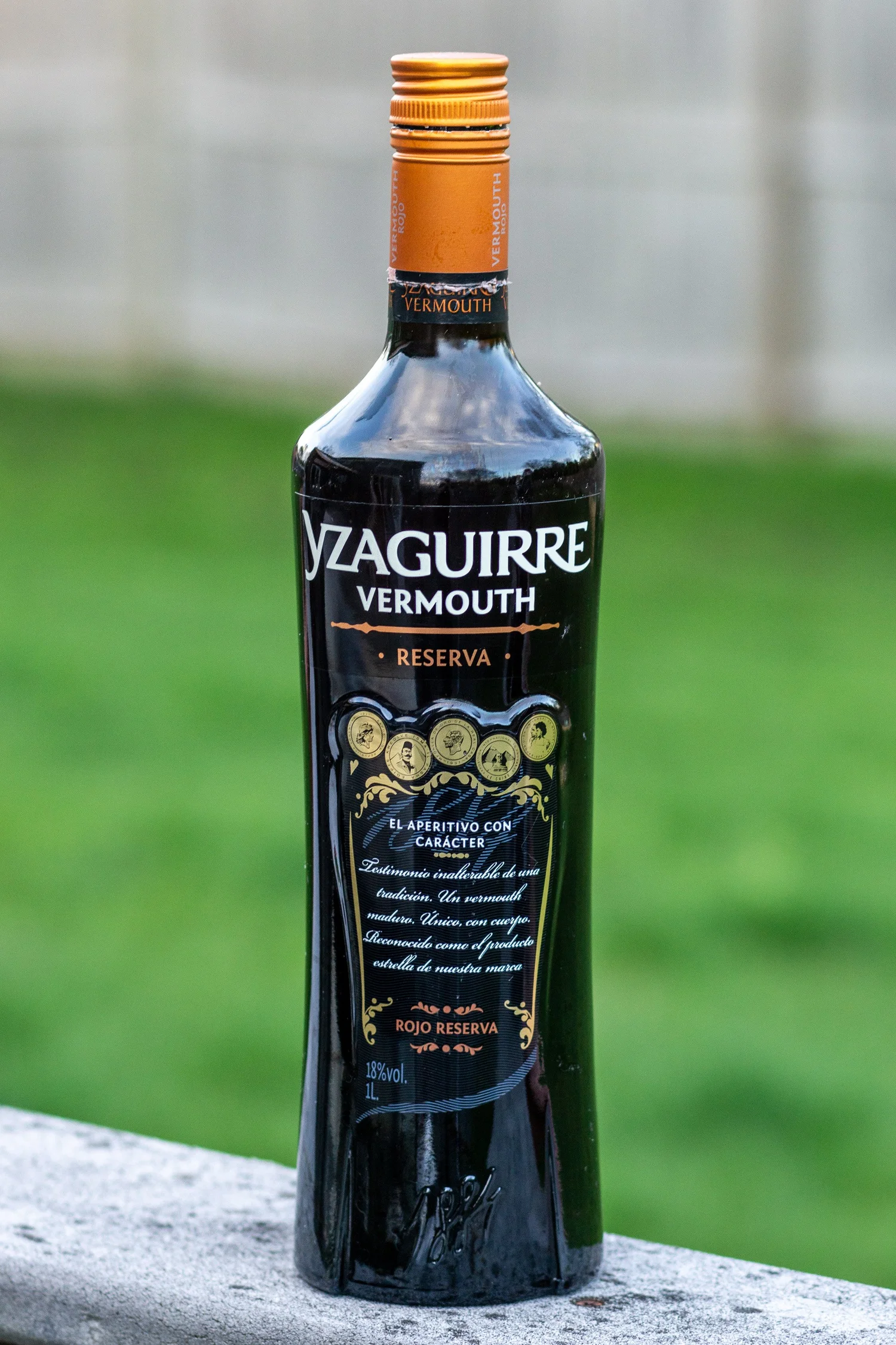 El Fascinante Origen e Historia del Vermut: Una Joya Líquida con Sabor ...