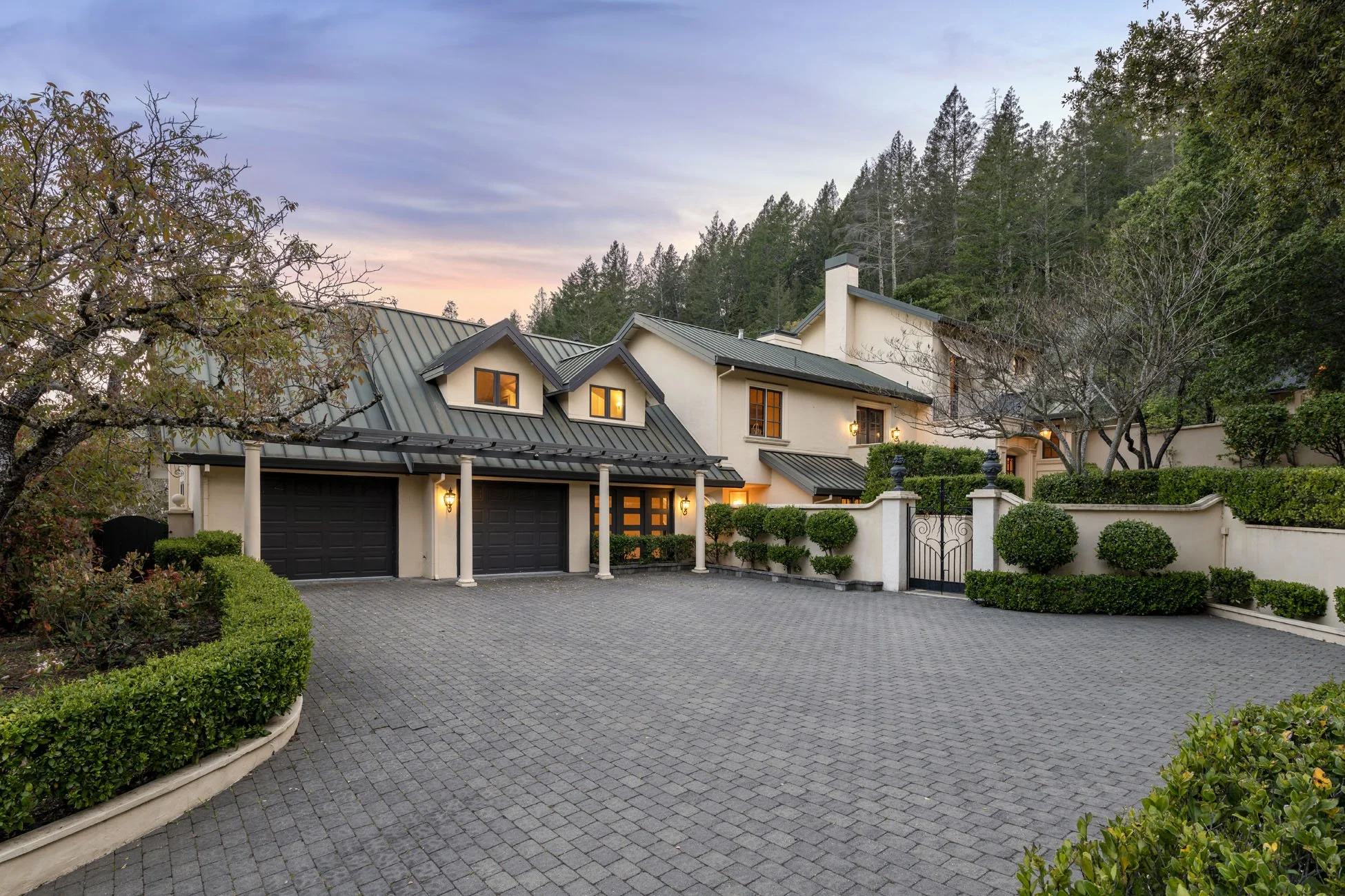 Image Gallery — Chateau Paradis, Calistoga