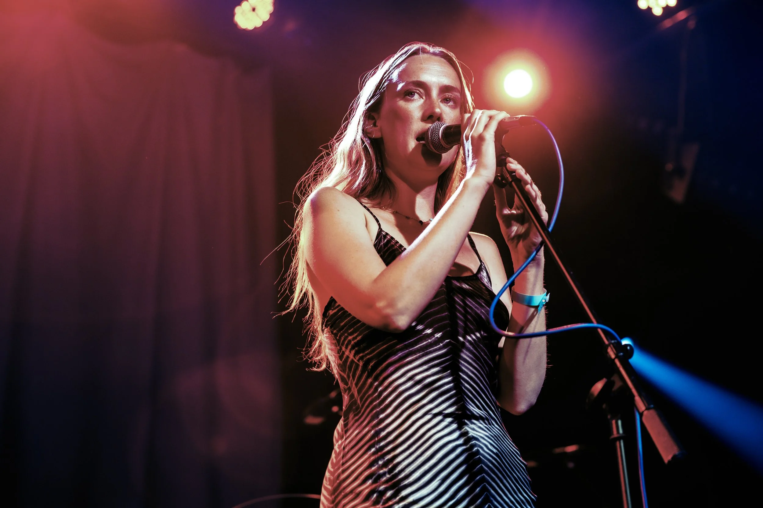 Concert Review: Declan McKenna with Opener Allie Crow Buckley — Melodía ...