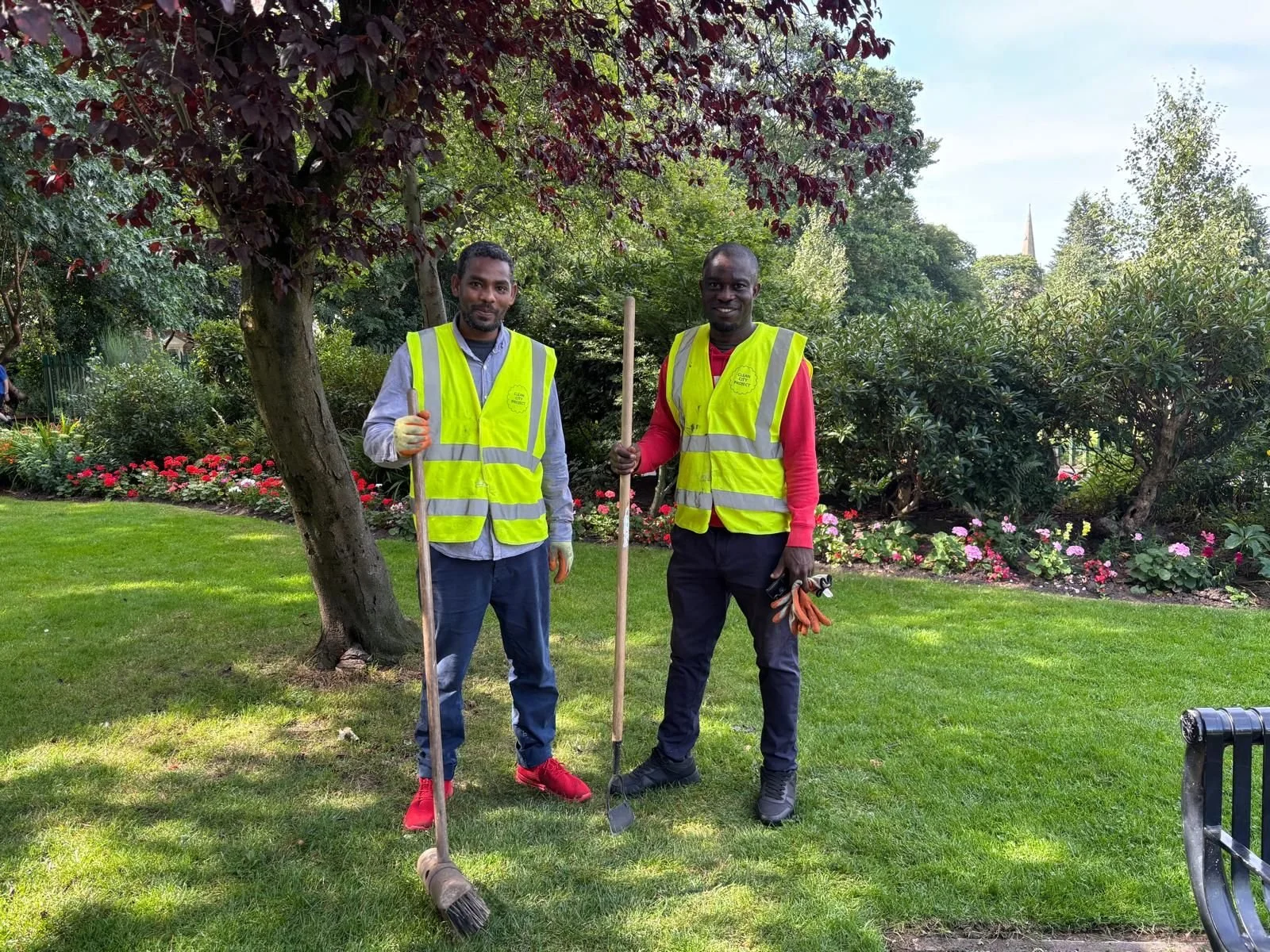 Volunteer in Didsbury Park – Poppy Path Rescue & Community Projects ...