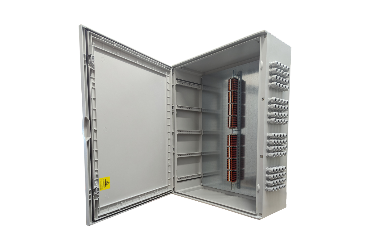 5 Way DC Junction Box — G59 Projects