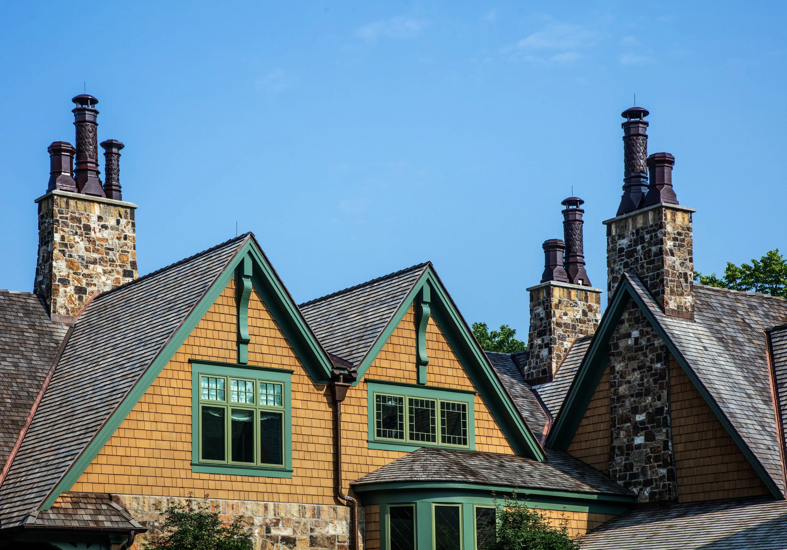 Olde World — Insignia Homes