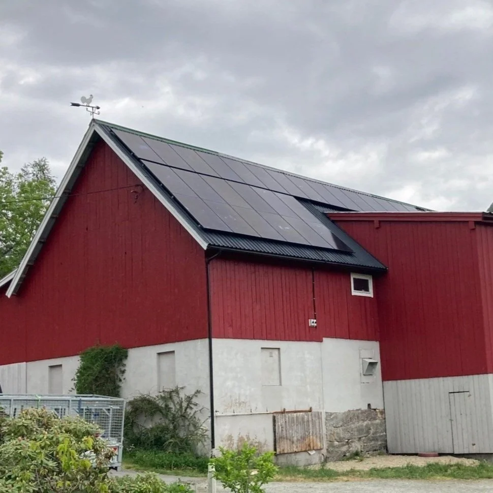 Referanseprosjekter solceller vestland — Suno Solceller