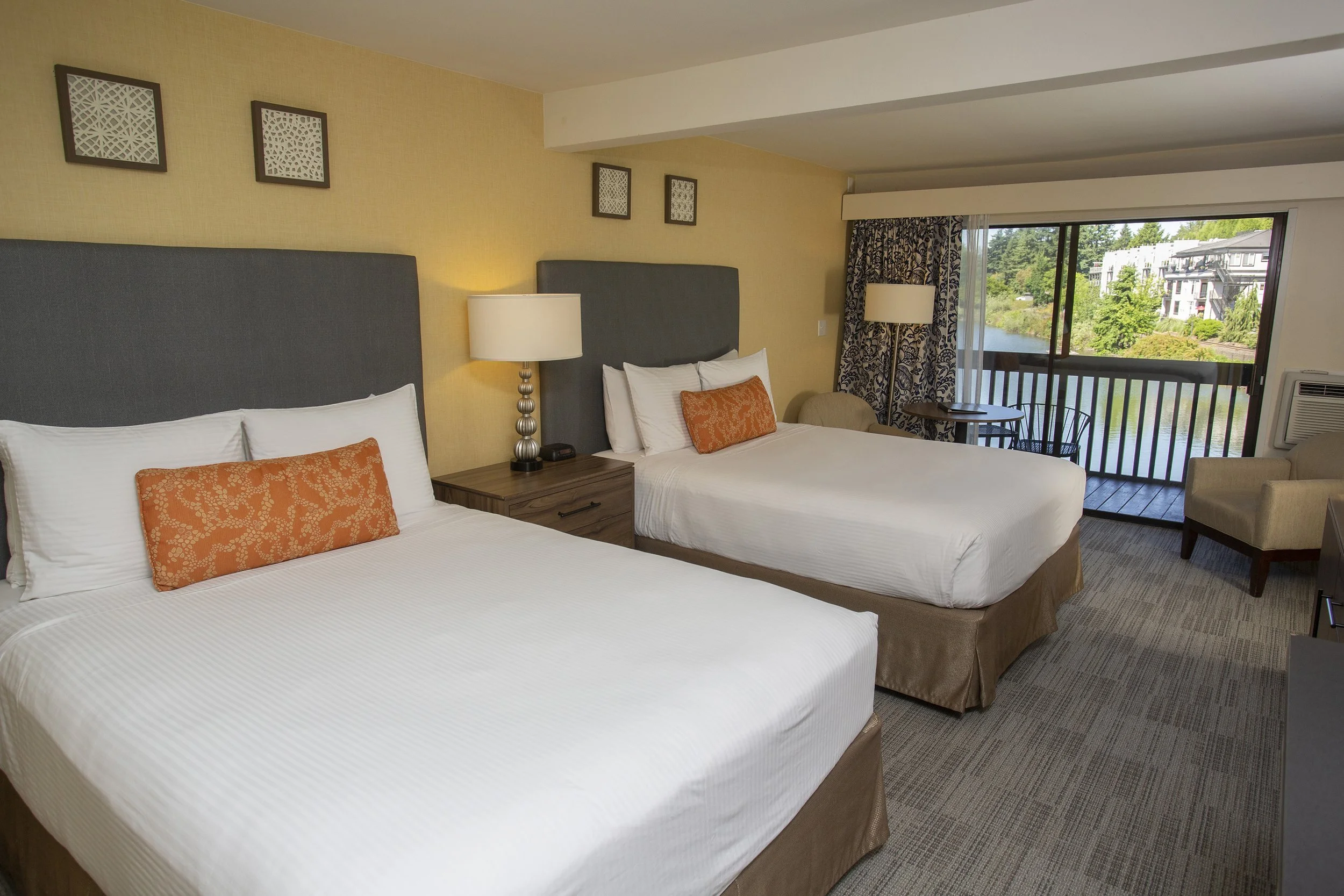 Our Rooms — The Lakeshore Inn