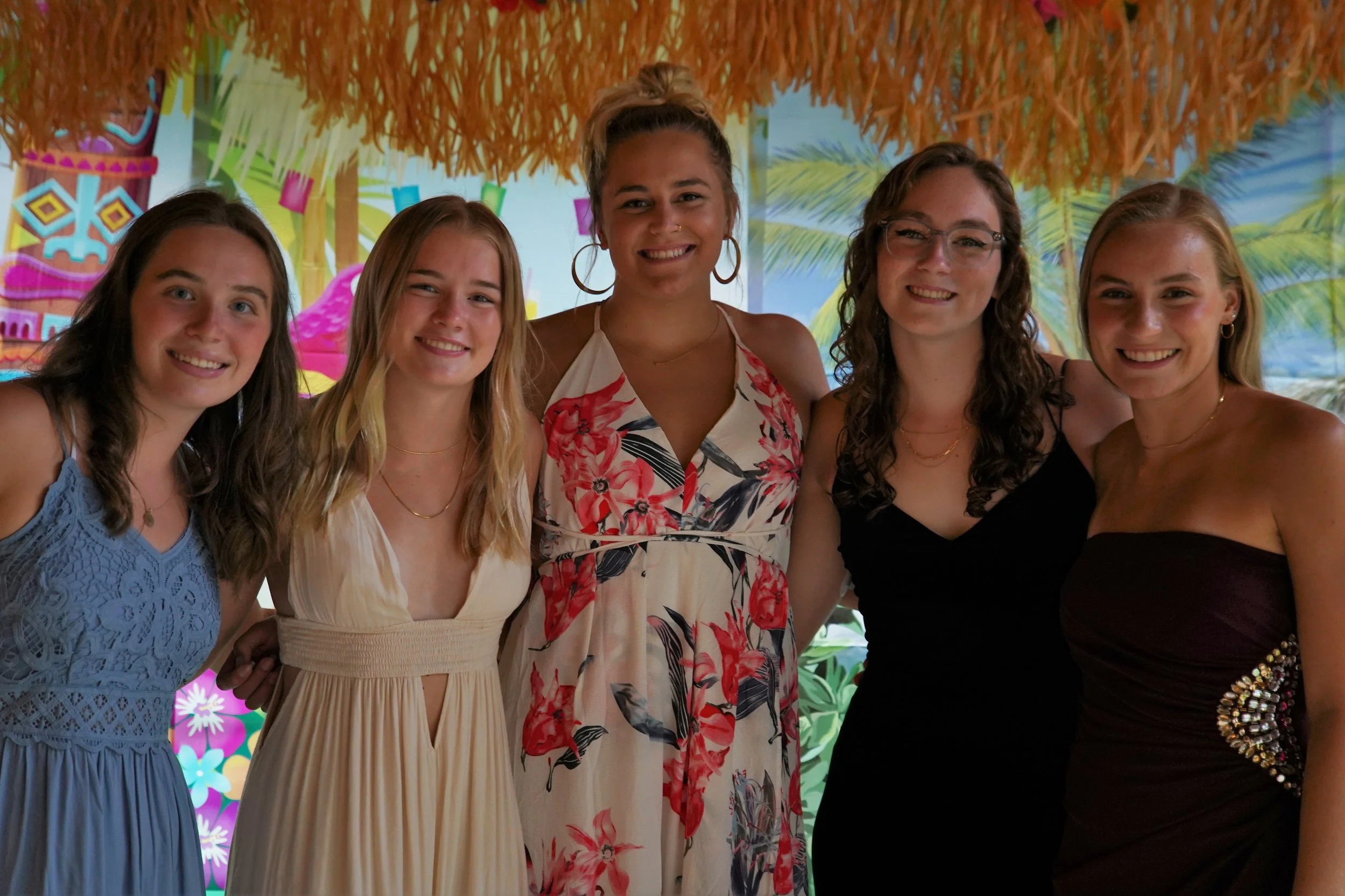 Your family is welcome at FMWST — Fox Mill Woods Swim and Tennis Club
