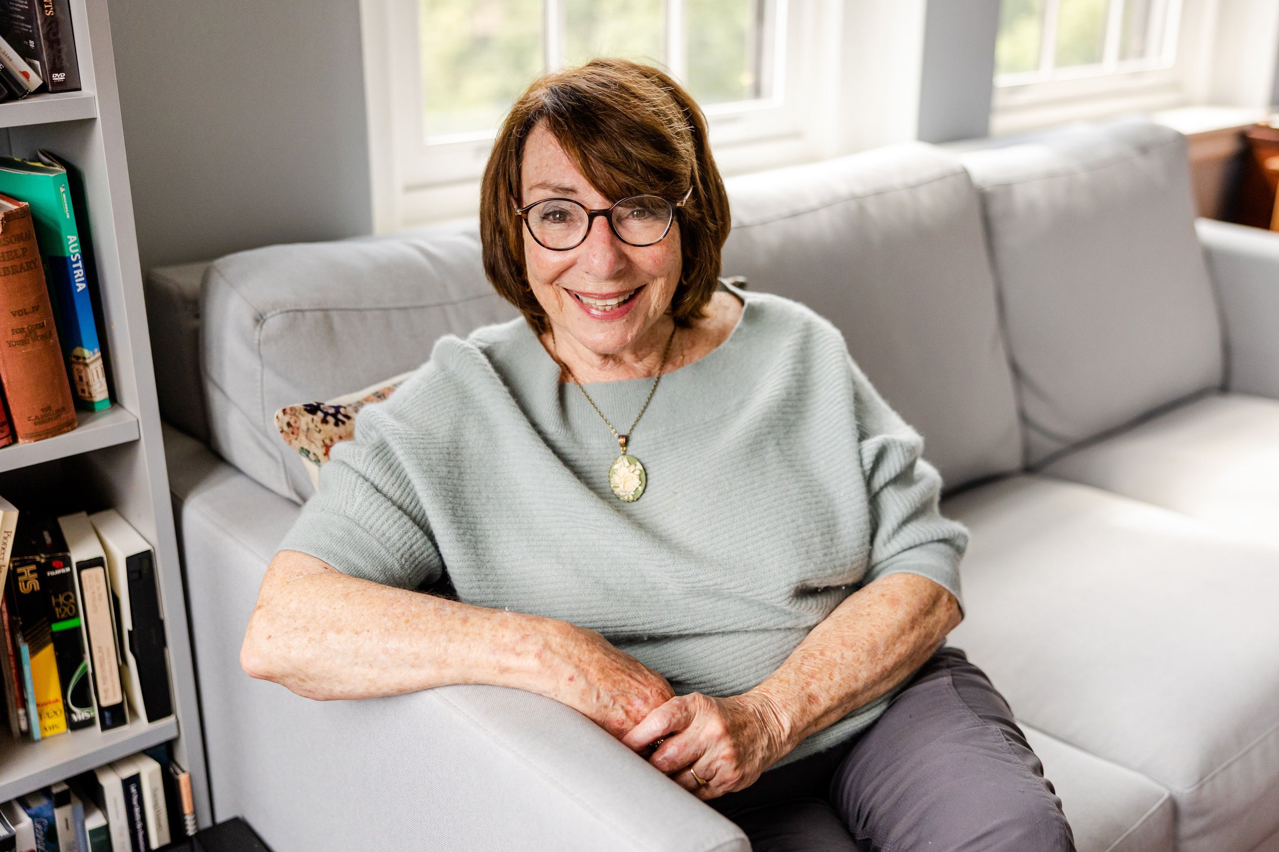 About — Jean Pfaelzer