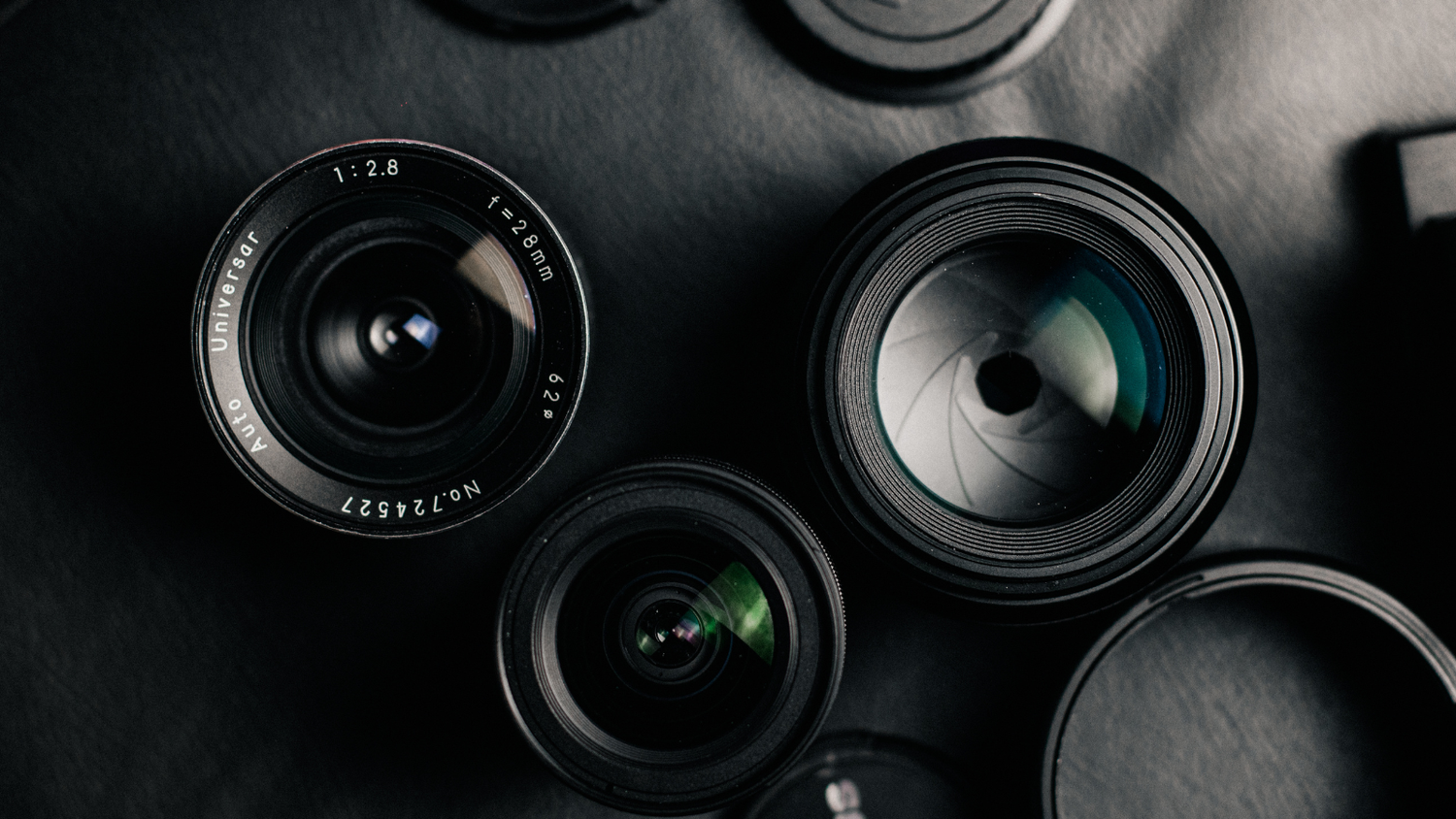 10 Best Lenses for Product Photography in 2025: Buying Guide